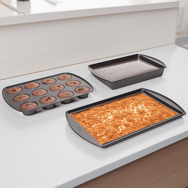 Wilton Bakeware Gift Set - Baking Sheet, Muffin Pan, and Oblong Pan ...